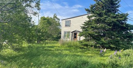 1593 Torbay Road, Torbay, Property Listing: MLS #1274253